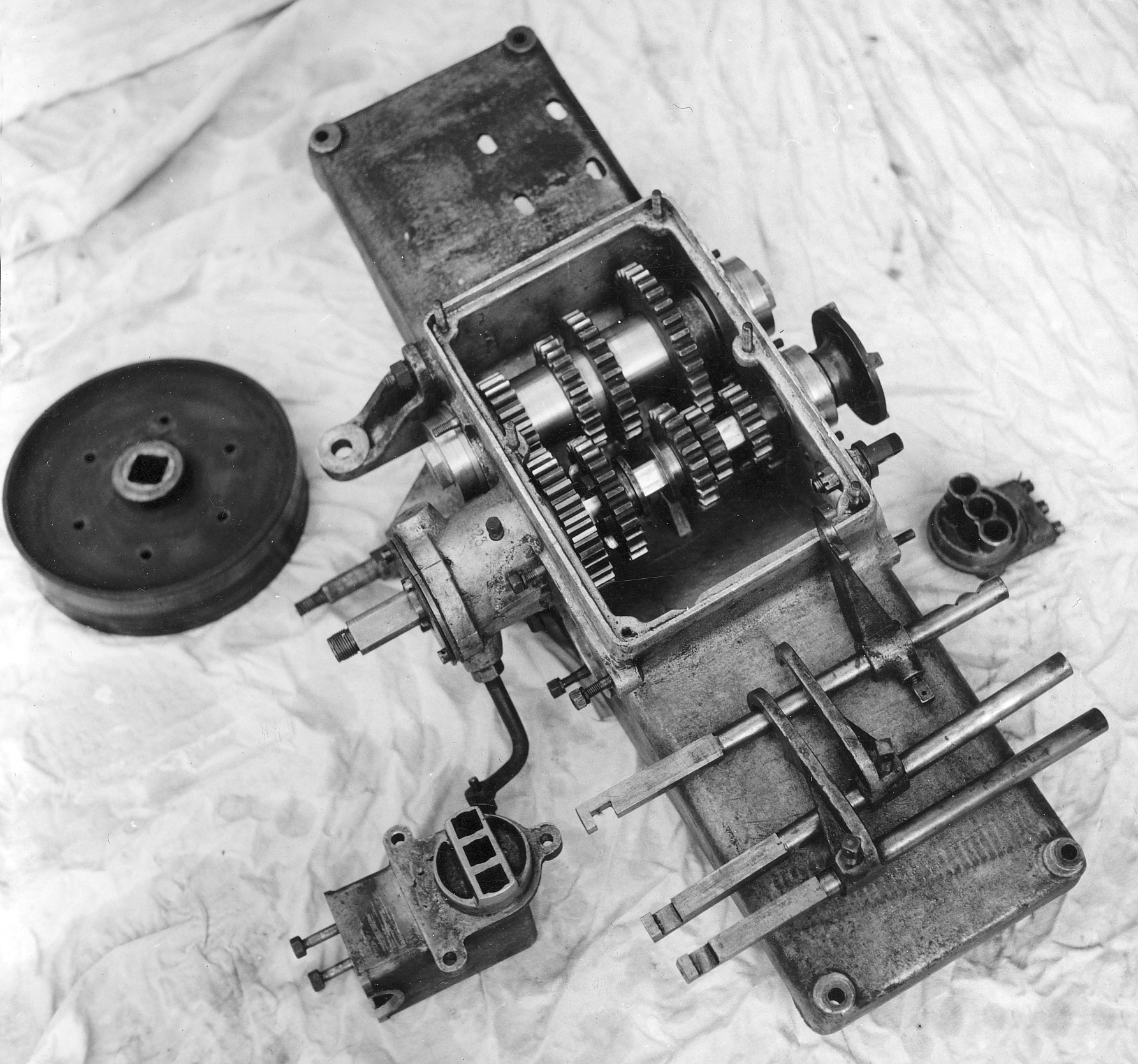Bugatti gear ratio activity